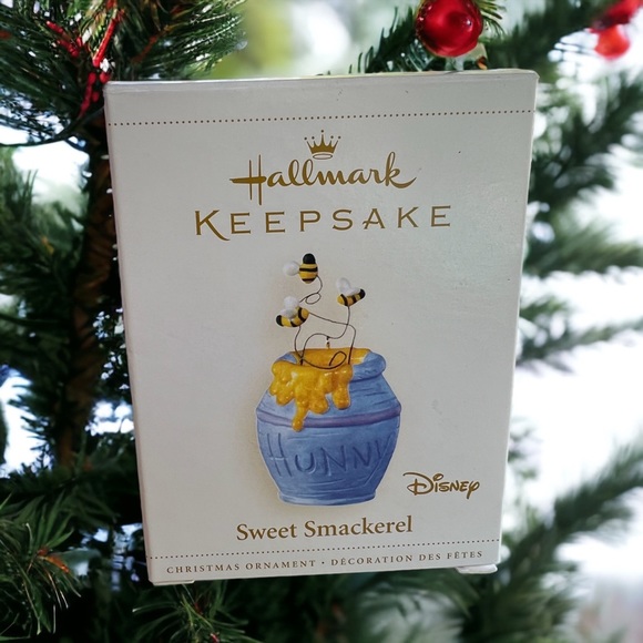Hallmark | Holiday | Hallmark Disney Winnie The Pooh Sweet Smackerel ...